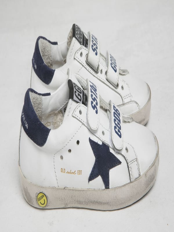 Old School sneakers with Velcro fastening and navy star | Golden Goose