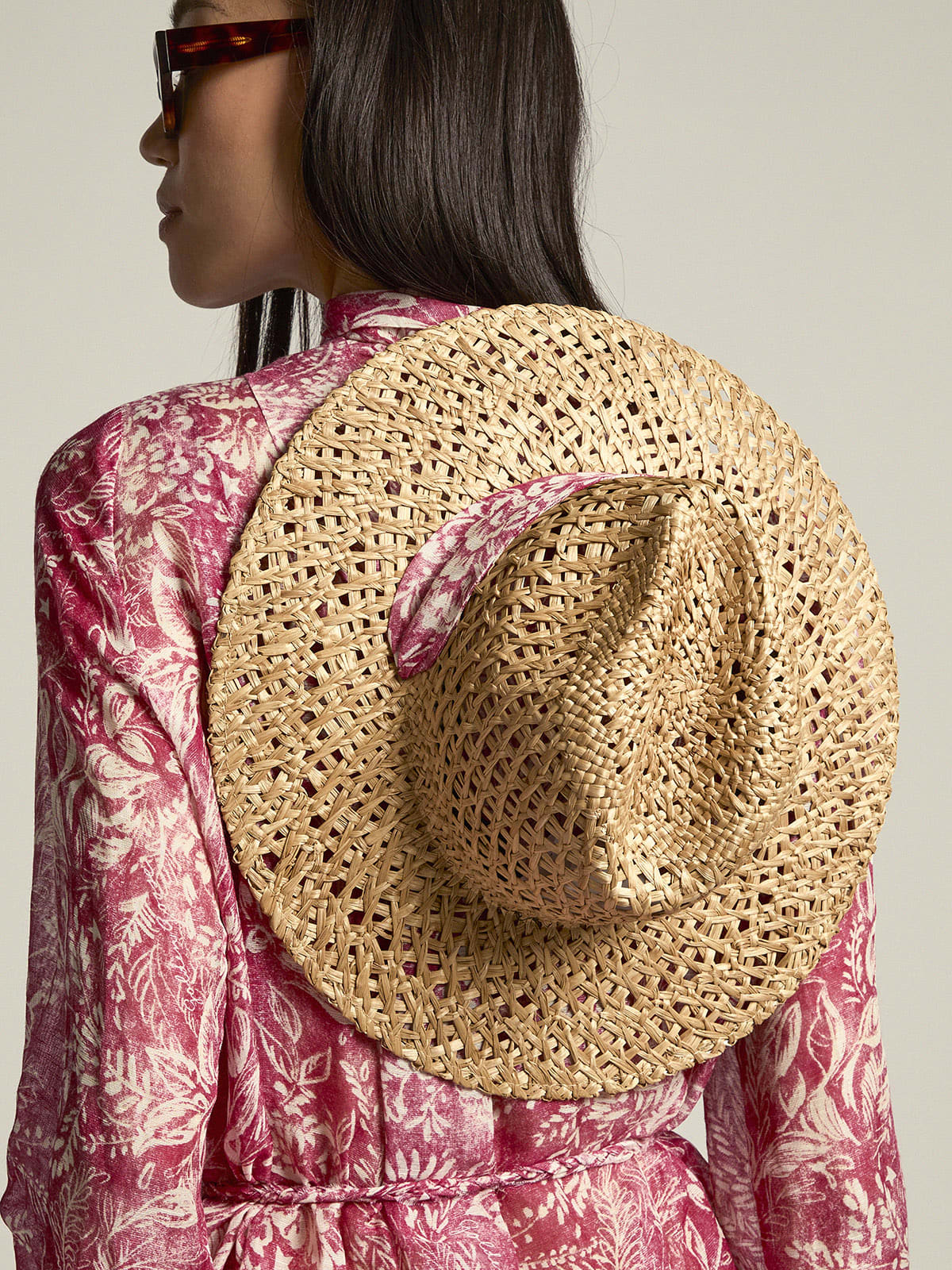 Woven straw hat with red scarf and white print | Golden Goose