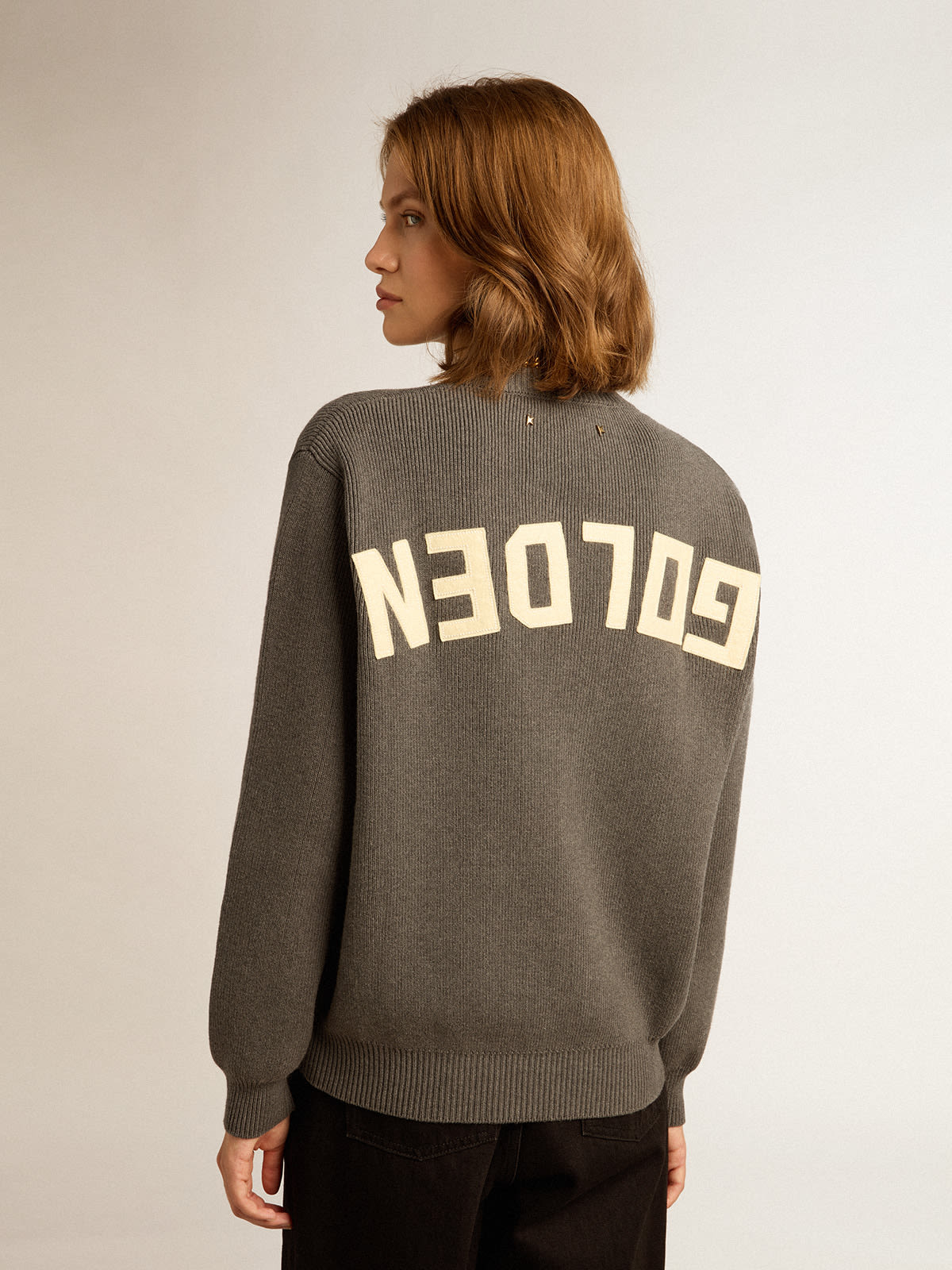 Women's round-neck sweater in dark gray cotton with logo on the back ...