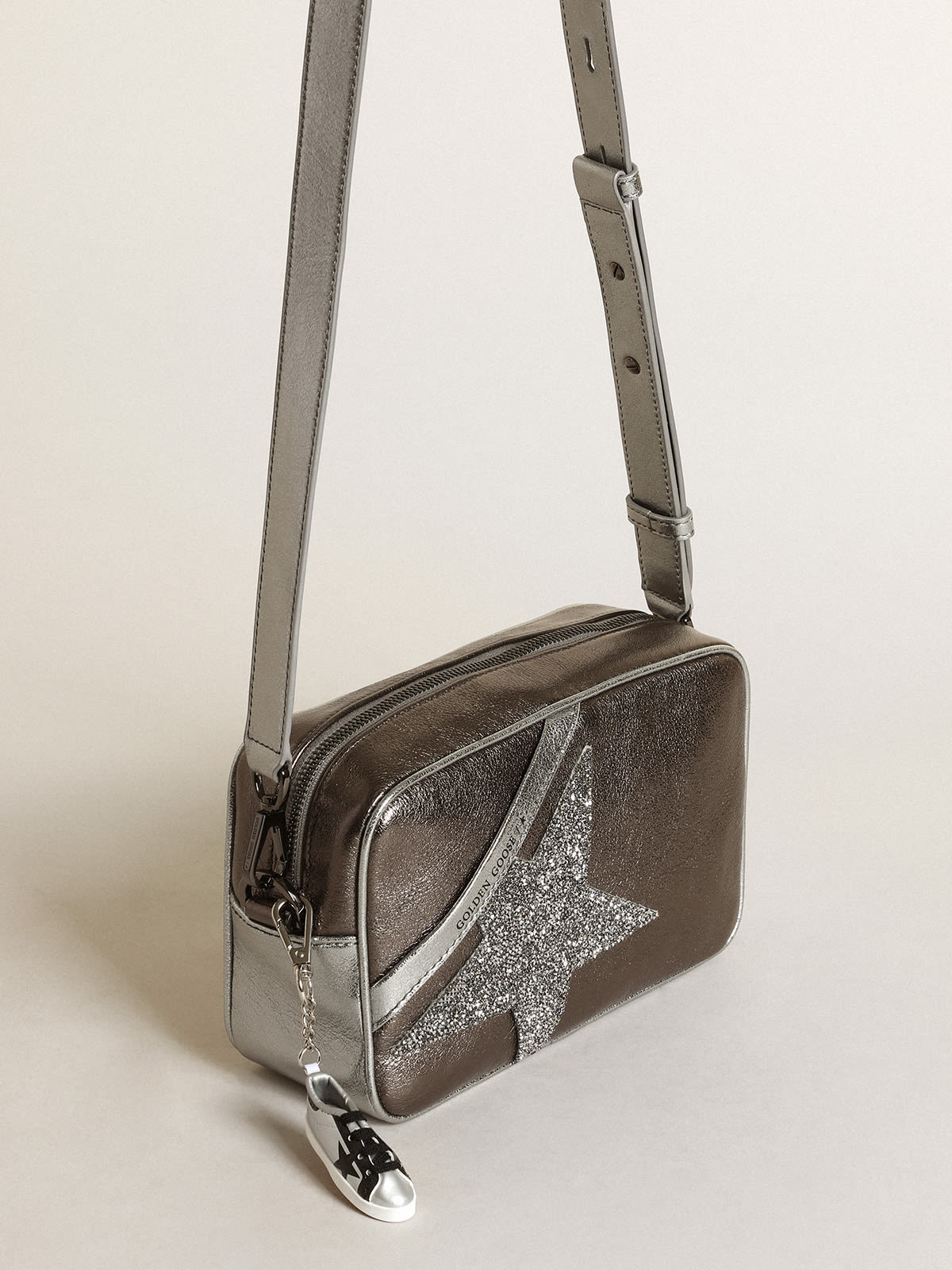 Women's Star Bag in silver leather with Swarovski crystal star | Golden ...