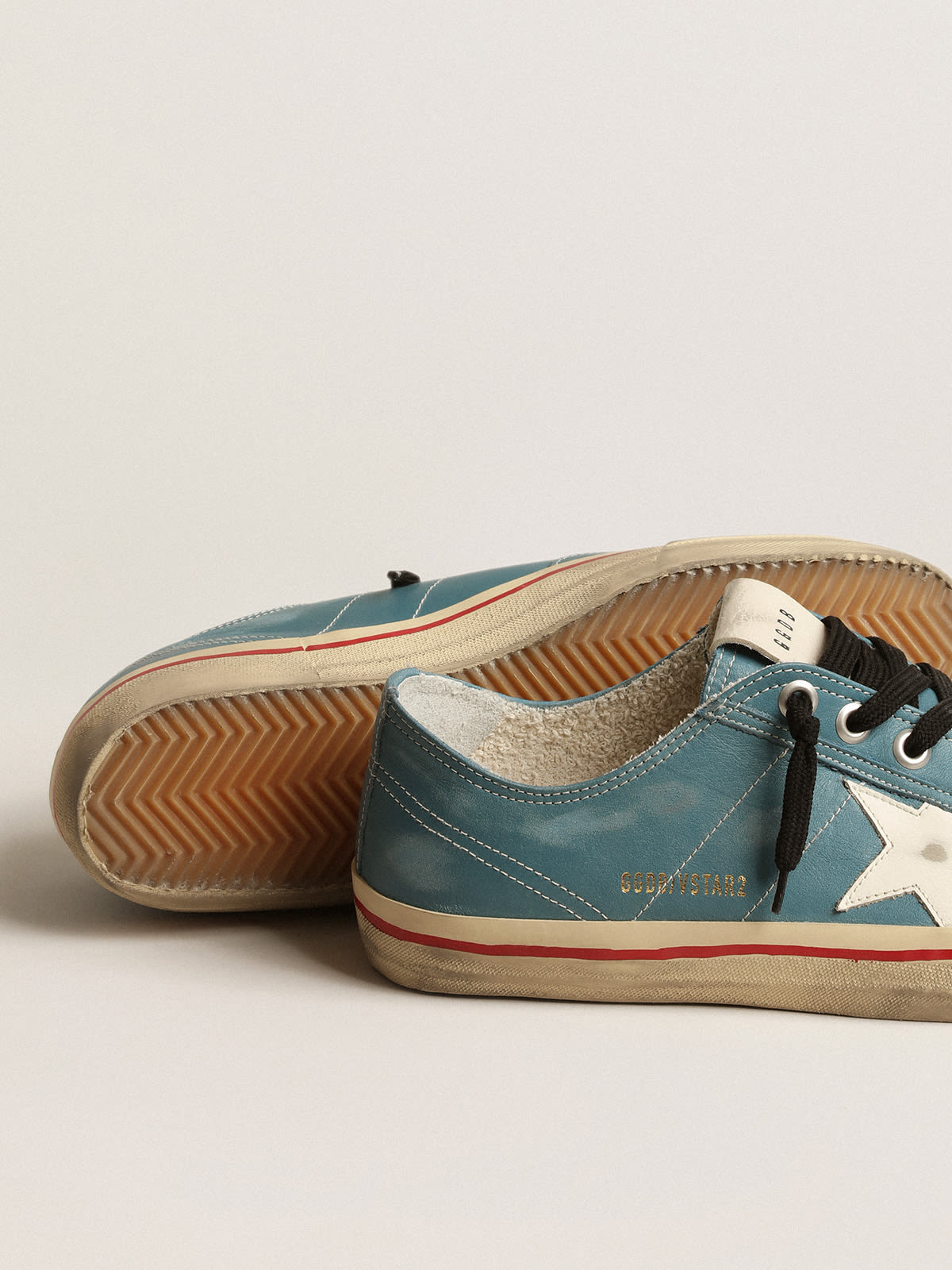 V-Star in petrol-blue nubuck with white leather star | Golden Goose