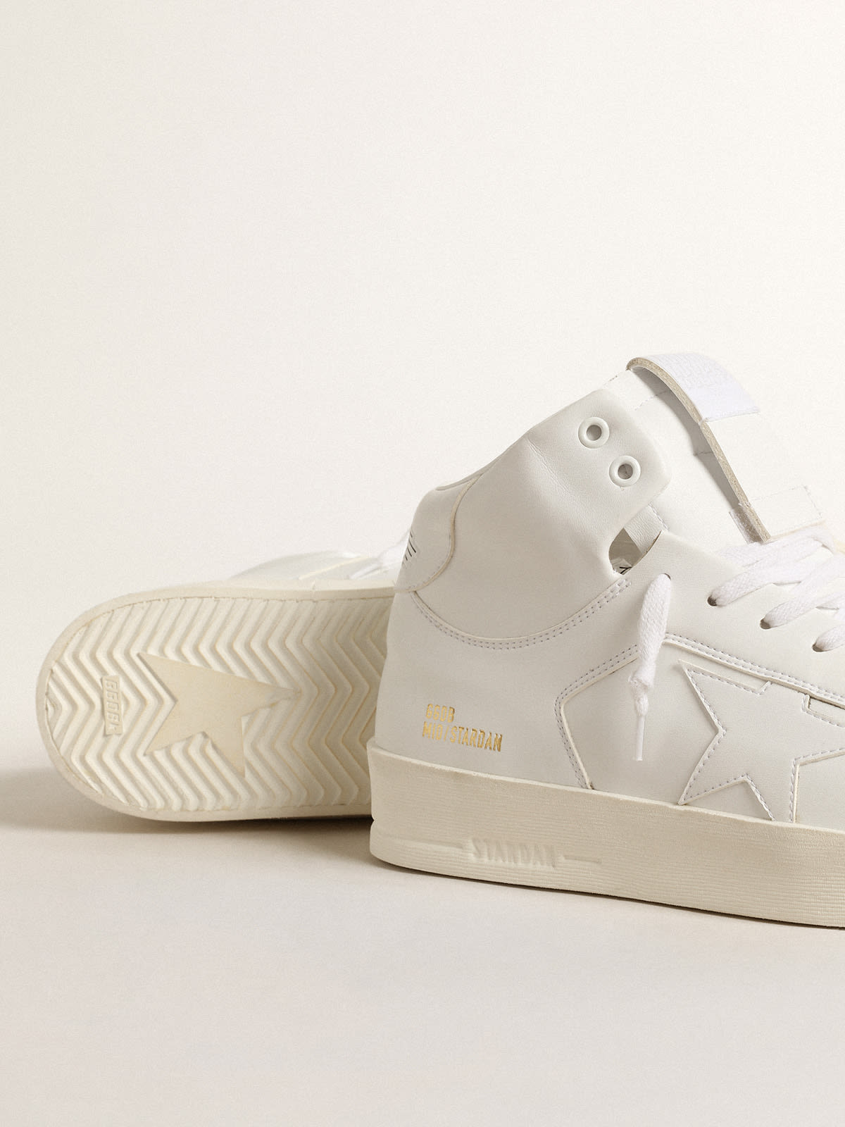 Women’s bio-based Mid-Stardan with white star and heel tab | Golden Goose