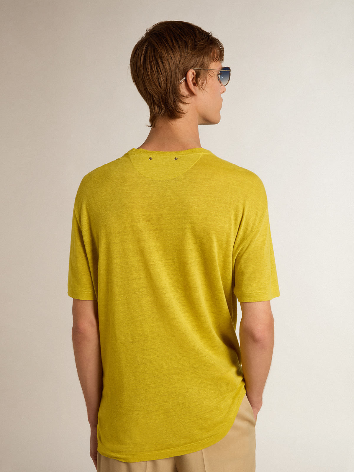 Men’s T-shirt in maize-yellow linen | Golden Goose